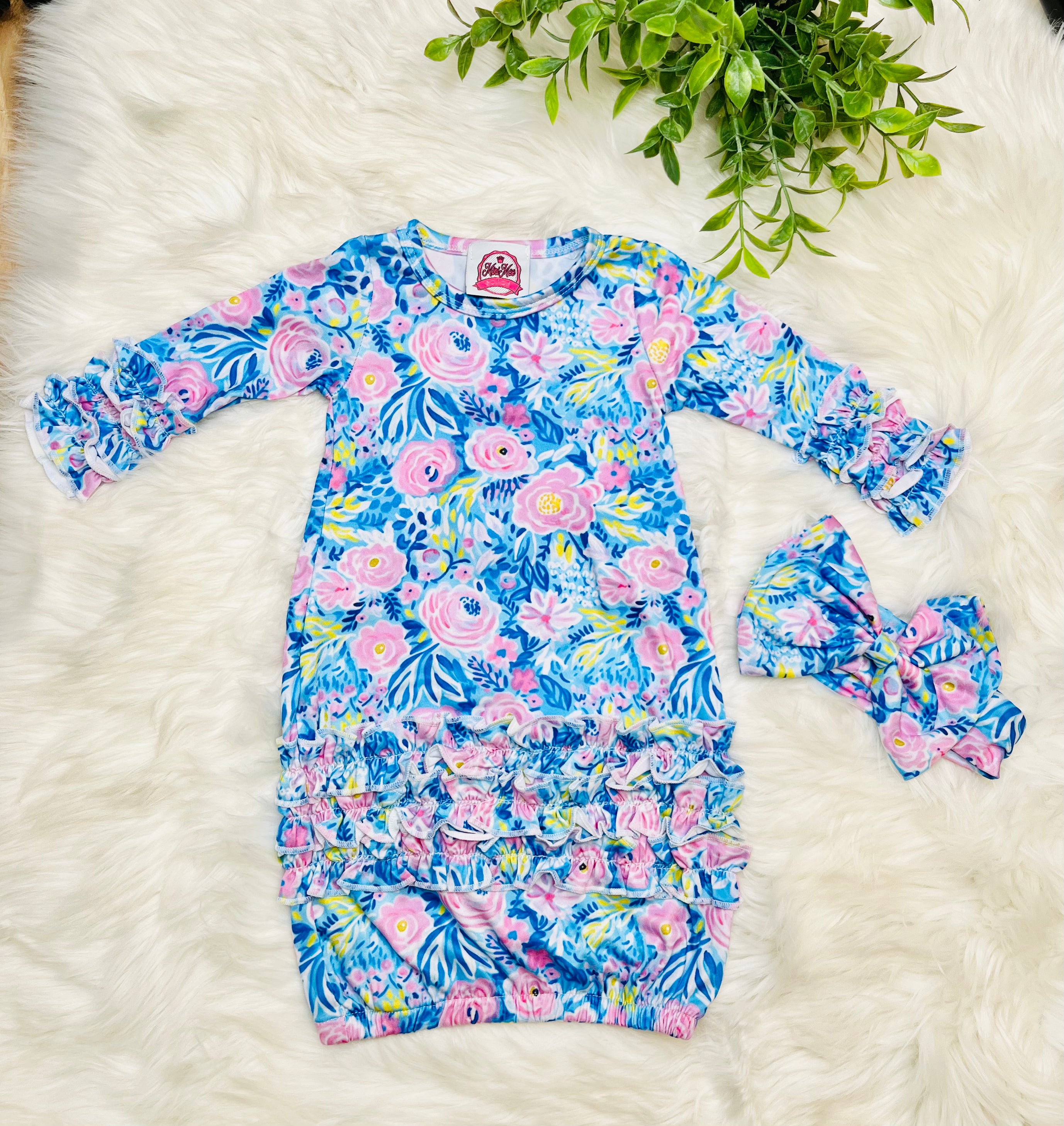 Mini Mee 2 Piece Blue Floral Gown Set – Mini Mee Boutique